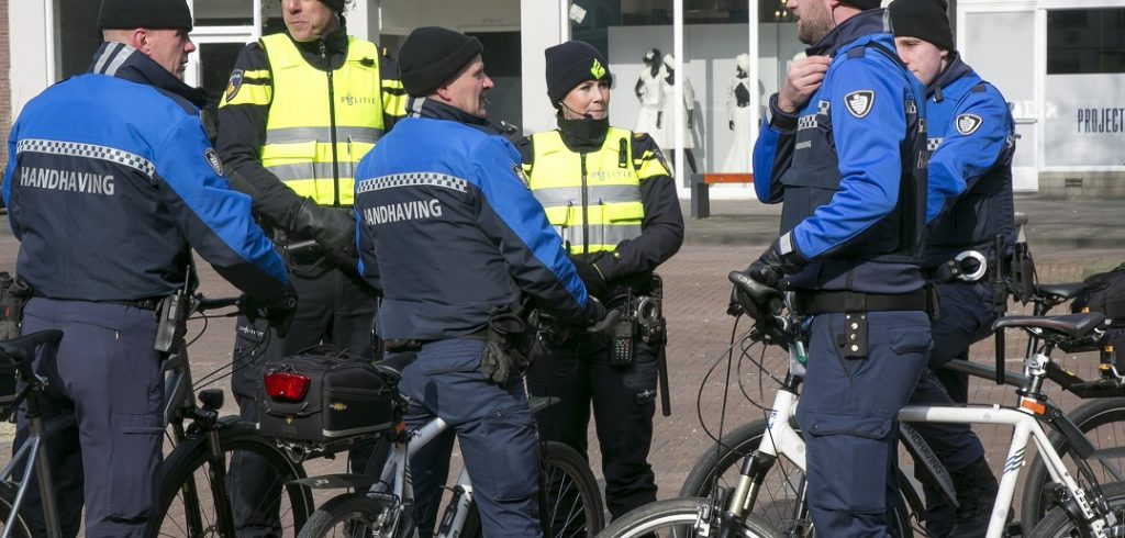 Proefproject voor betere samenwerking politie en boa's - Gemeente.nu