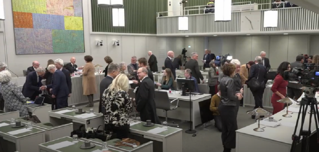 Behandeling spreidingswet in Eerste Kamer ‘heel spannend’ - Gemeente.nu